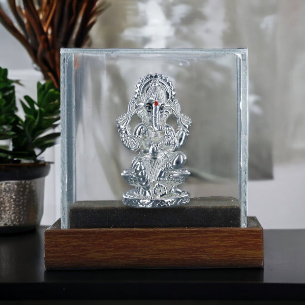 Taraash 999 Silver Ganesha with aura crown sitting on heighted seat ...